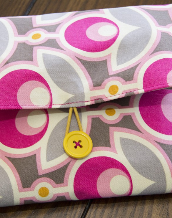 Make-Up Brush Pouch | Pellon® Projects